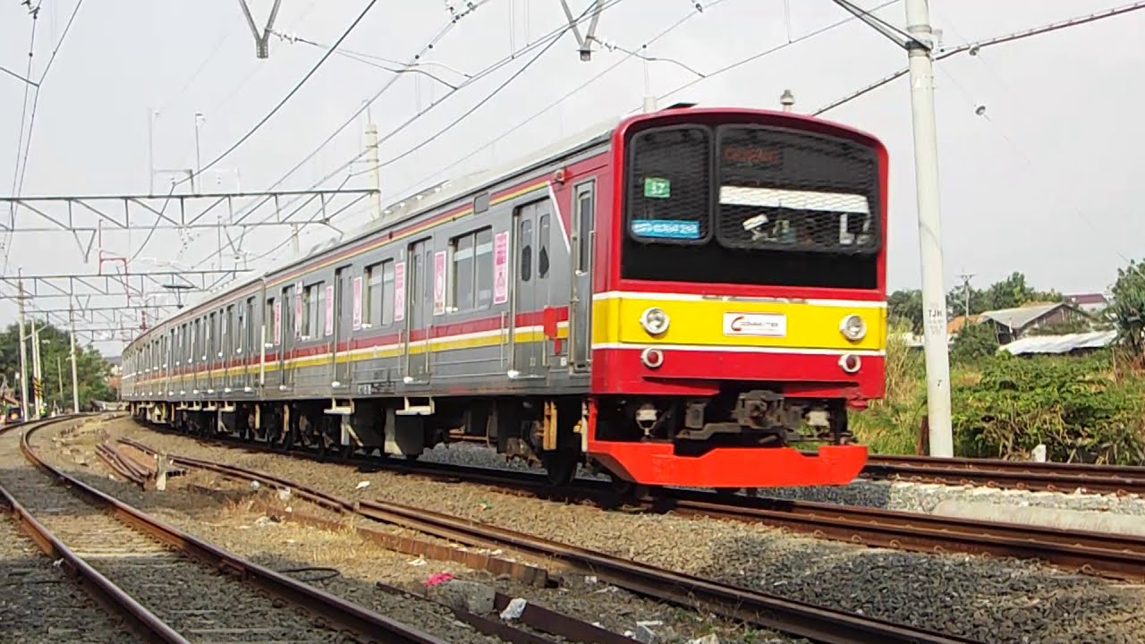 KRL Eks JR 205 17 KA 1384 Commuter Tiba Cikarang - YouTube