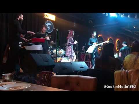 Saynur - Felaket (Live Performance)