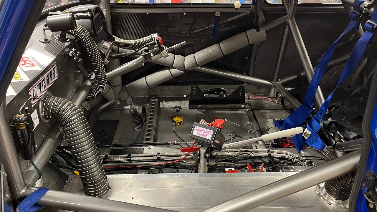 Hayabusa classic mini bucket seat mounts part 1 - YouTube