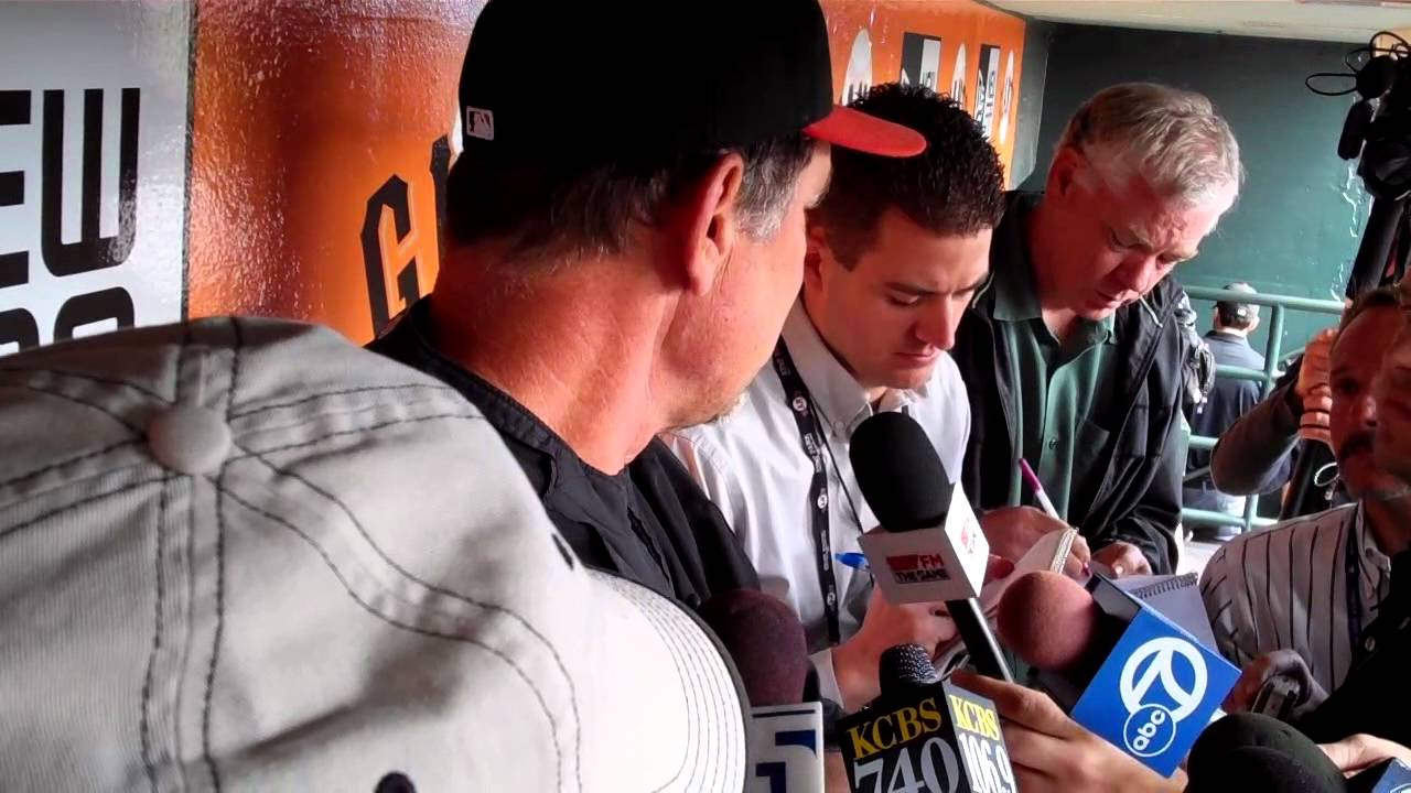 Bruce Bochy on Pablo Sandoval, 3rd string catcher - YouTube