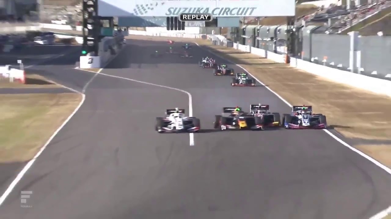 Super Formula 4 wide "Massive crash" - YouTube