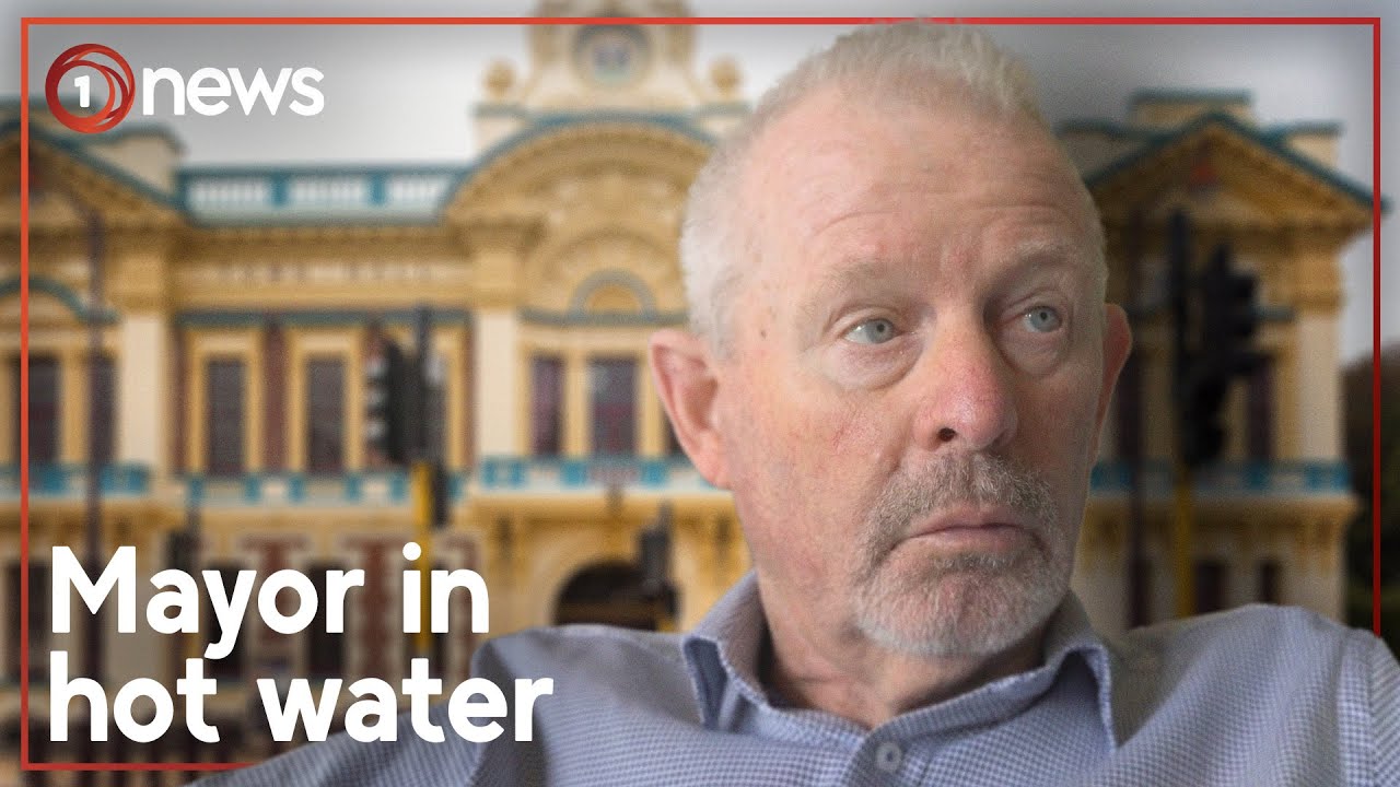 Invercargill Mayor survives no-confidence vote amid controversy | 1News ...