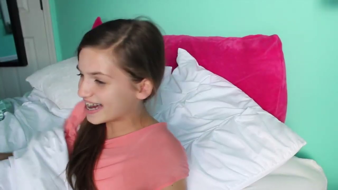 The Day Mimi became a Sneaky Snoop!! - YouTube