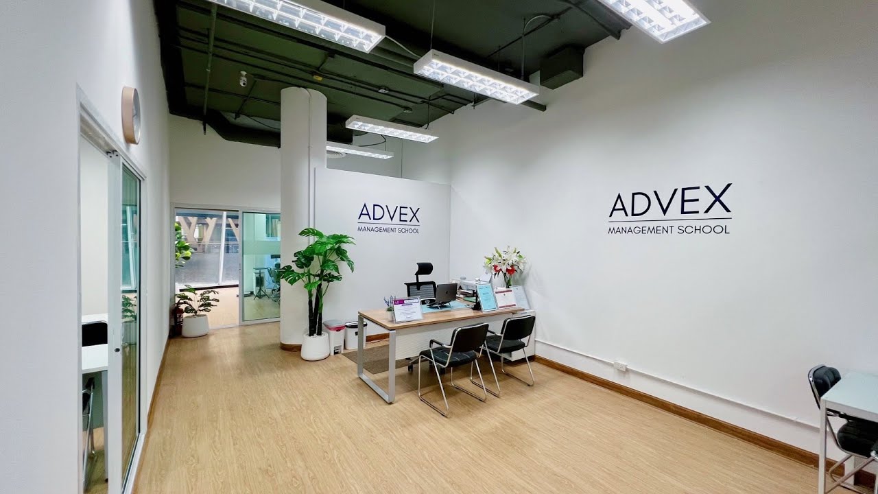 ADVEX Management School Tour - YouTube