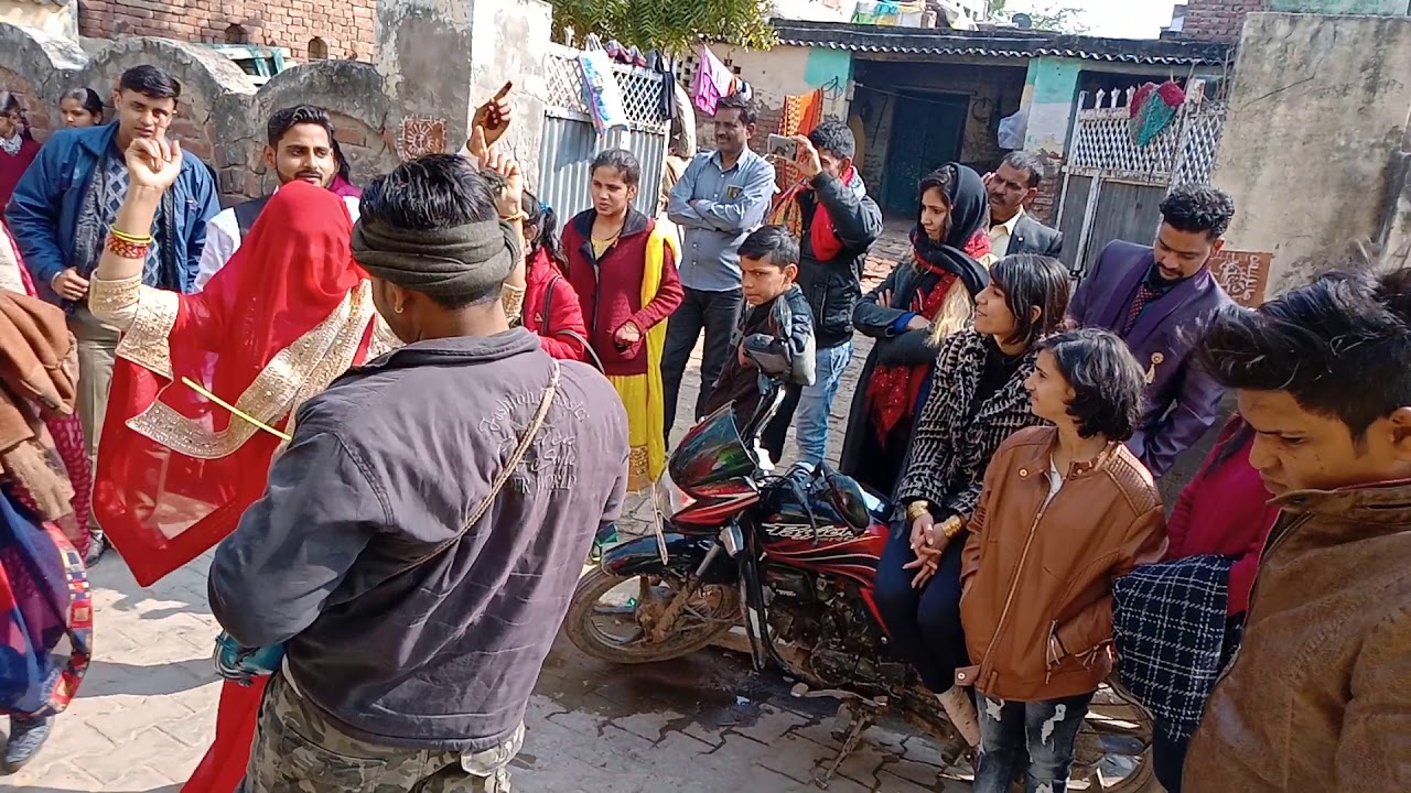 Braj ka naach royal JAT umesh fauji sihora mathura up - YouTube