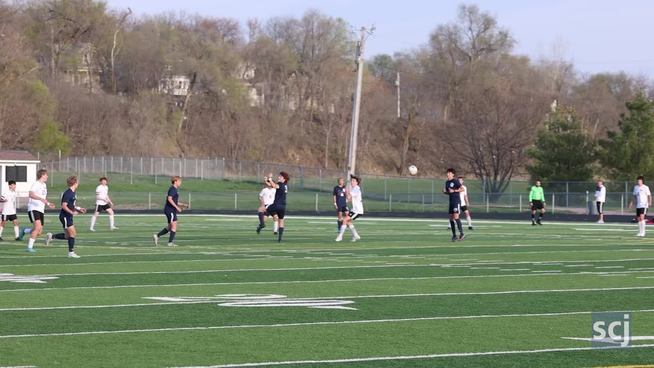 Heelan vs Sergeant Bluff-Luton soccer action - YouTube