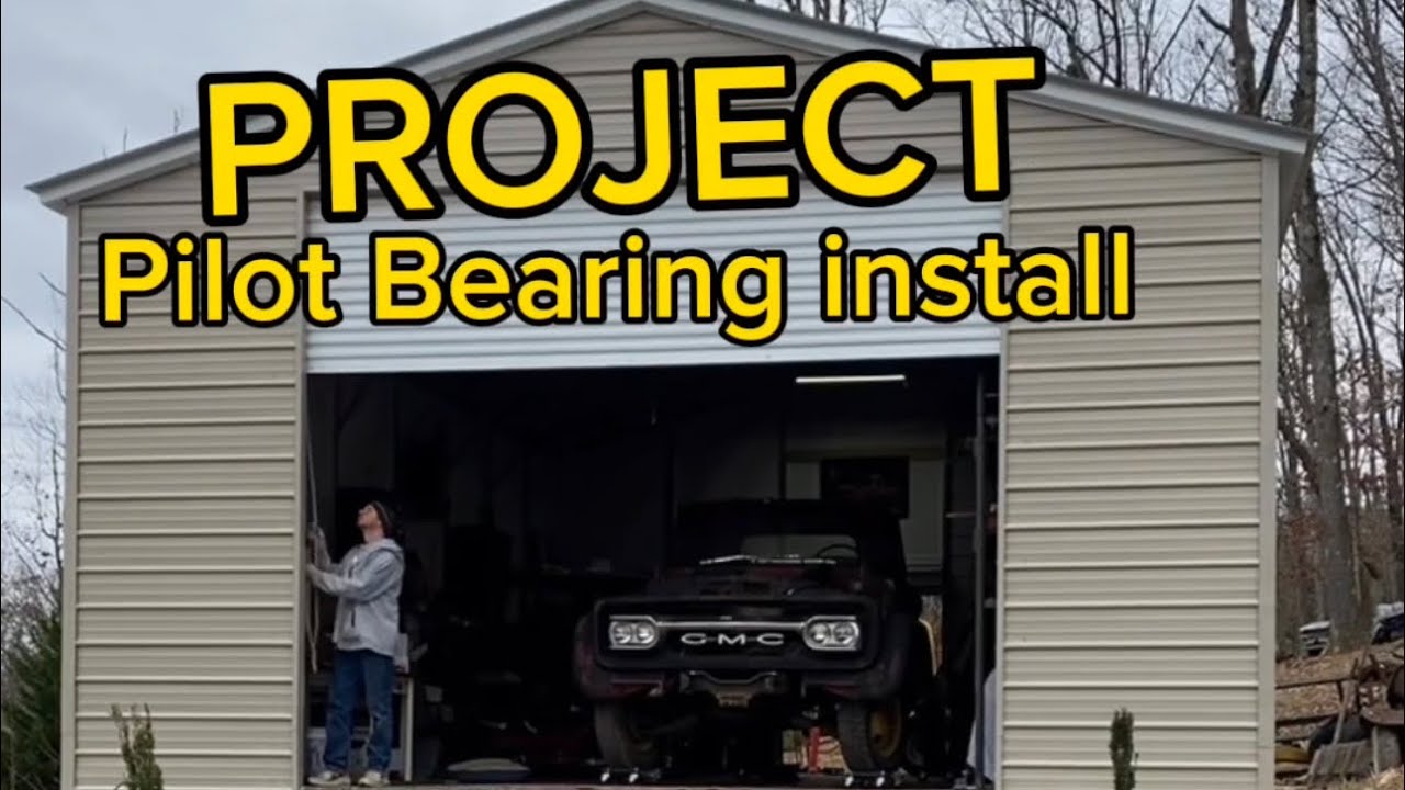 Installing the Pilot bearing on 6.0LS for NV4500. Bushing or bearing🤷🏽 ...