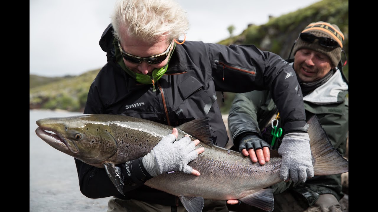 "A fish of a lifetime"-Atlantic Salmon Reserve 2015 - YouTube