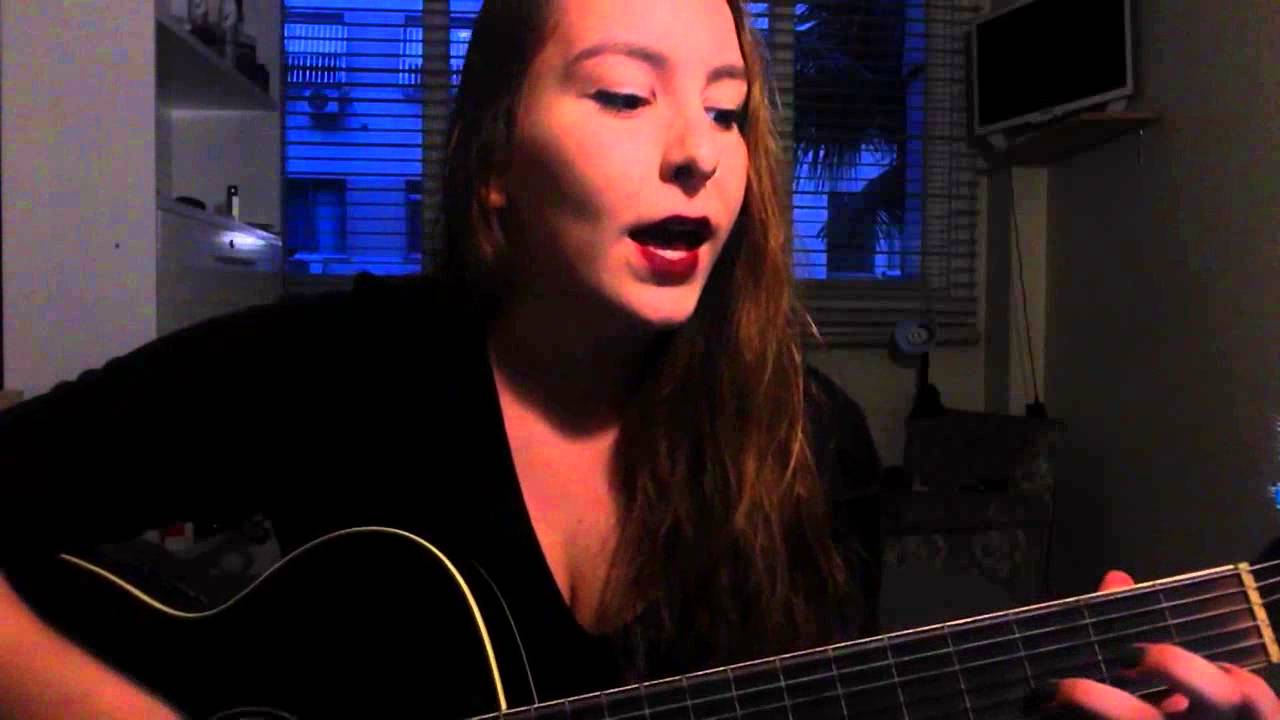 Bia Dutra - Back to Black (Amy Winehouse) - YouTube