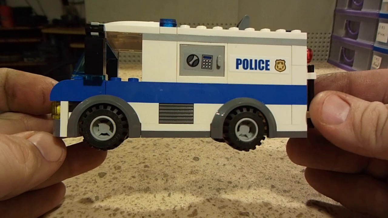 Lego City 2017 Review: Set 60142 "Money Transport" - YouTube