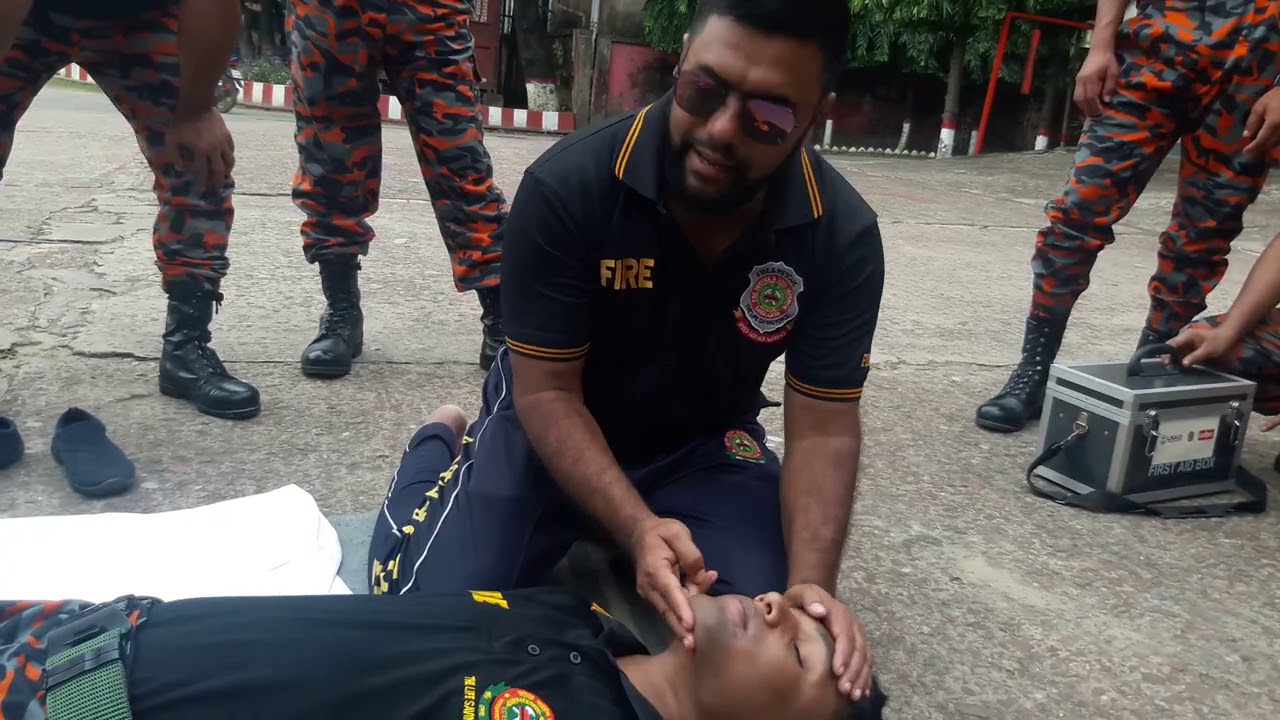 সহজ পদ্ধতিতে CPR দেওয়ার নিয়ম//- Fire Service CPR Training- Fire ...