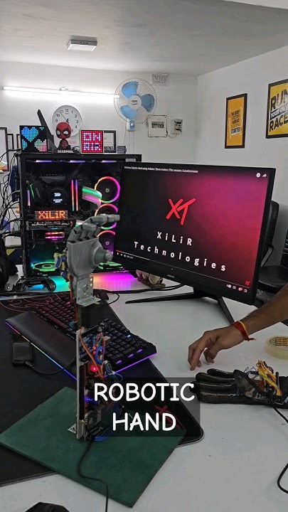 Wireless Robotic Hand using #Arduino, Flex Sensor, Servo motor #bestprojects #ideas # ...