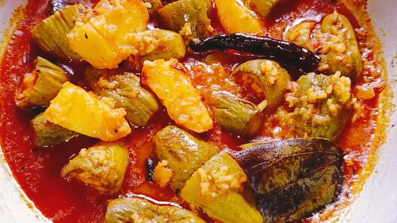 Niramish New Recipe:Veg Pointed Gourd Recipe:Aloo Patol - YouTube