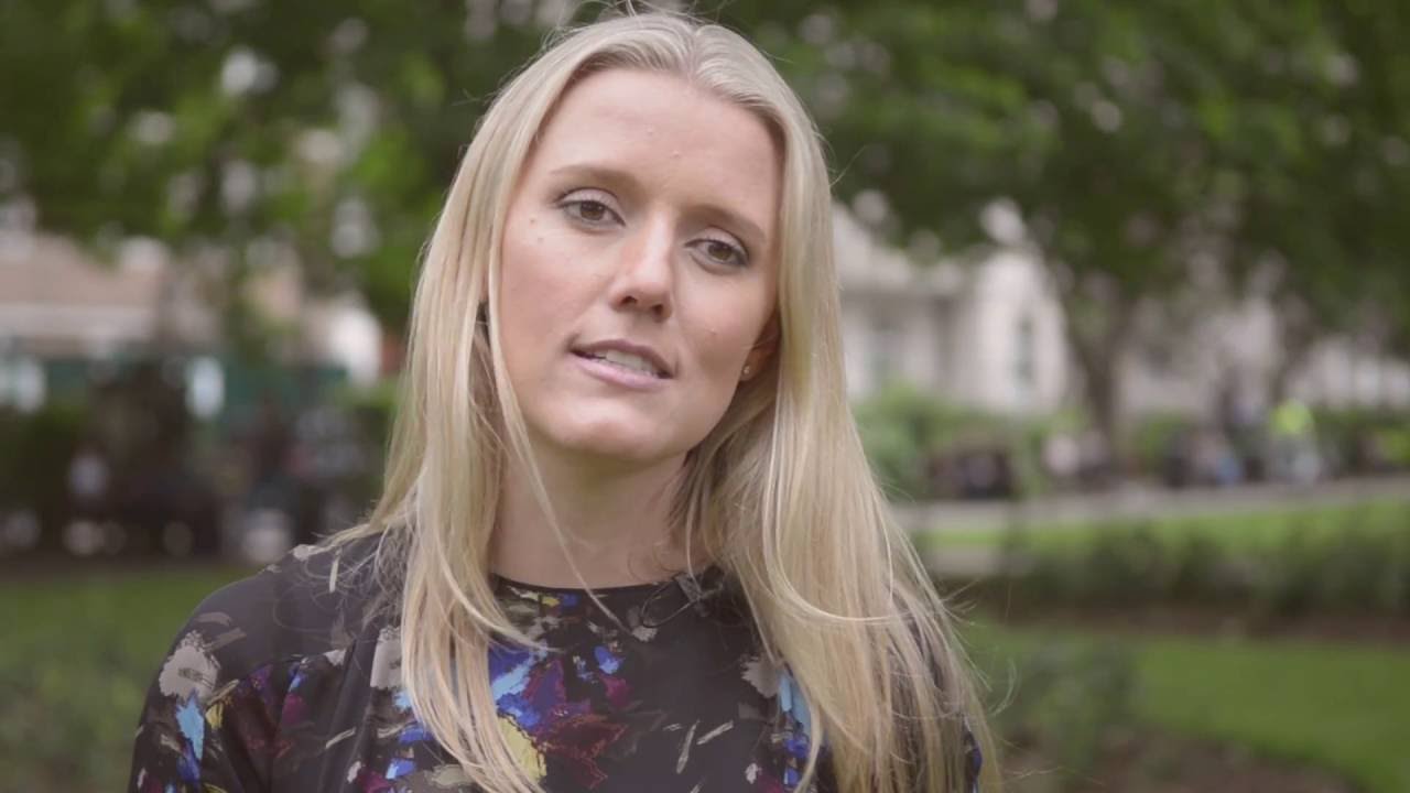 Why I no longer "sell" structured products - Emma Davidson - YouTube