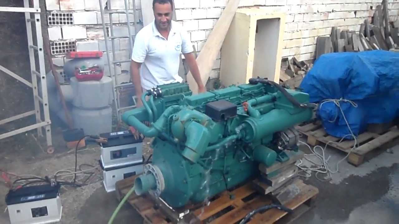 ARPAX Cantiere Nautico Revisione volvo penta 200 cv - YouTube