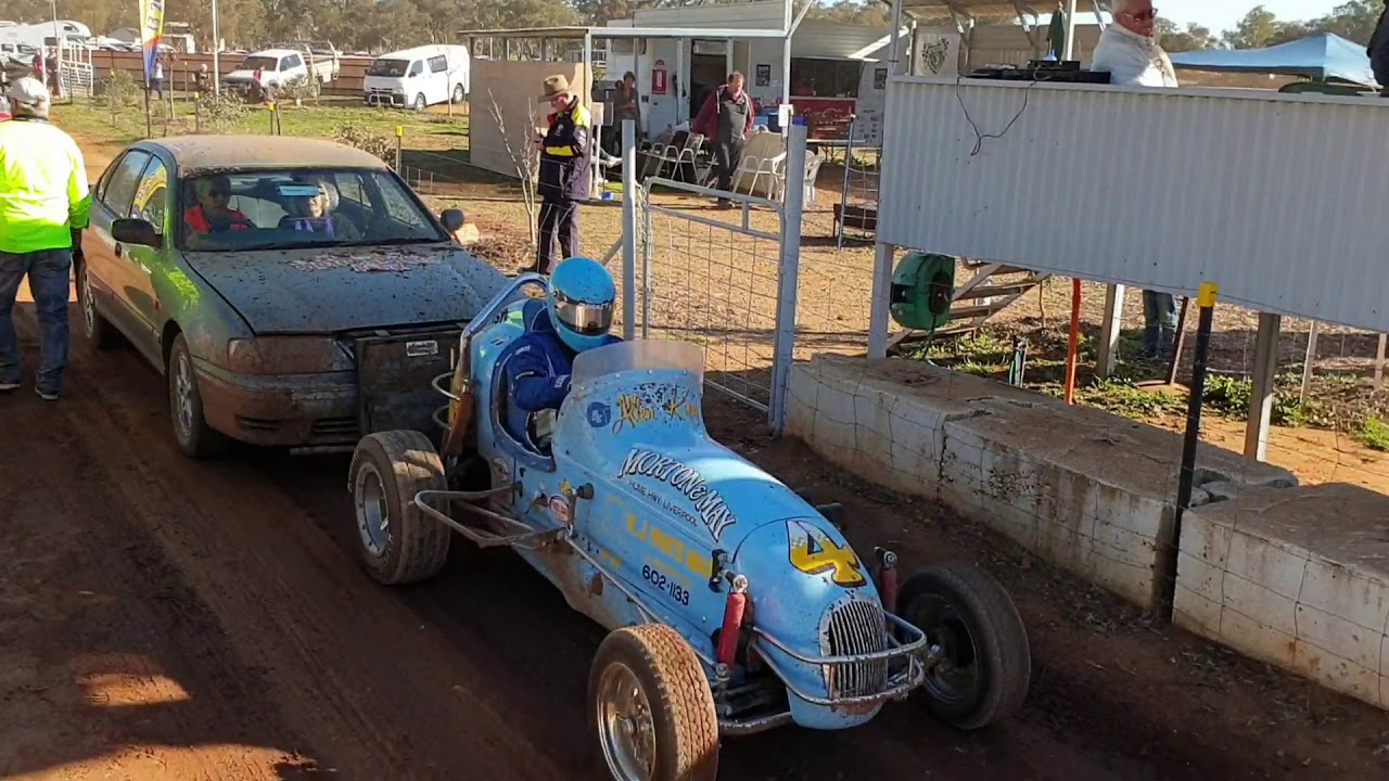 Vintage Speedway at Illabo Motorsport Park 17/8/2019 - YouTube
