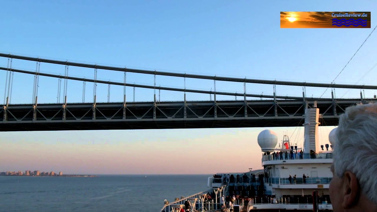 Cruise Ship Royal Princess Timelapse - New York Brooklyn Departure with ...