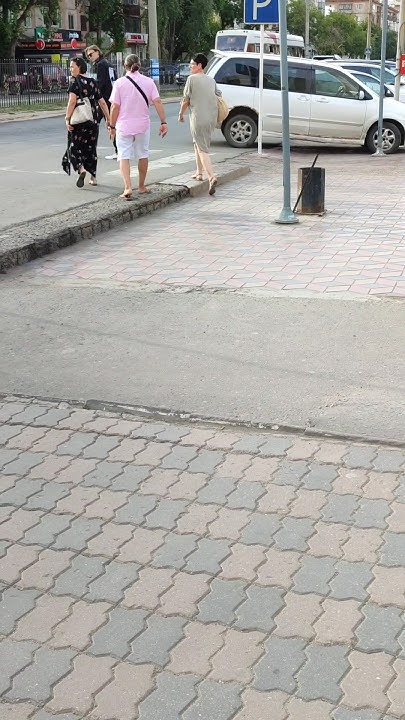 Мужской стрит стайл/ Гости города/ Меряю очки. Старый ЦУМ. #лето #город ...