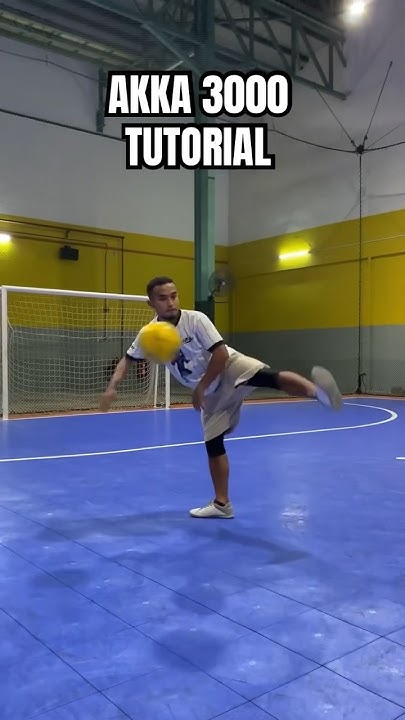 AKKA 3000 TUTORIAL ⚽️ - YouTube