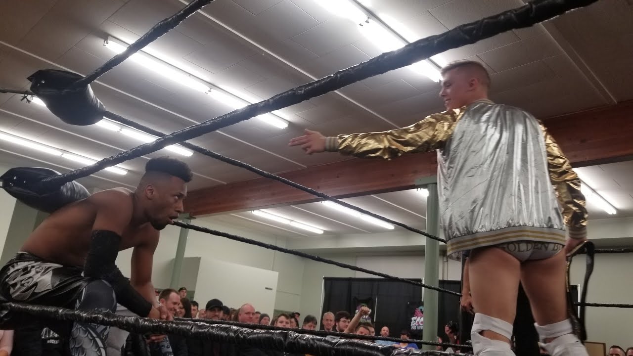 Shareef Morrow vs Travis Williams - ECCW Halloween Hell 2019 Canadian ...