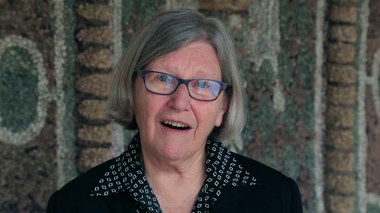 Sr. Simone Campbell, SSS - Stirring the Waters - Making the Impossible ...