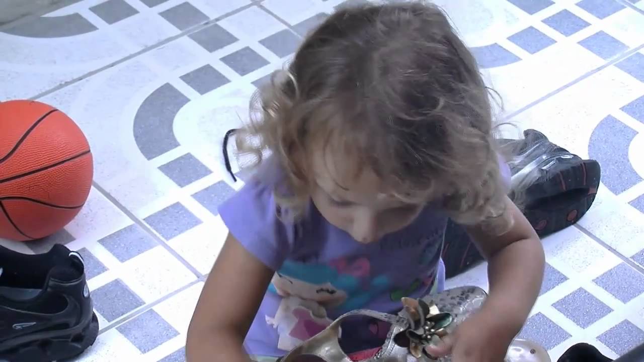 isabella 04-03-2011.mp4 - YouTube