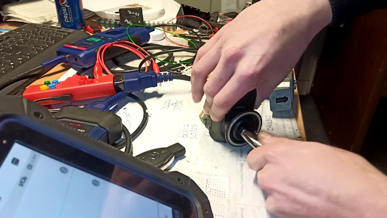 w210 eis on bench key learning when all key lost - YouTube