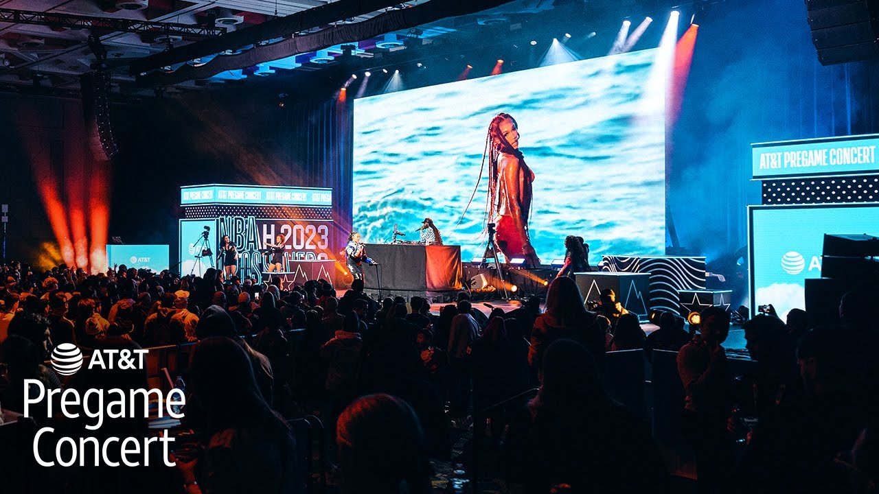BIA – BESITO/LONDON (AT&T Pregame Concert) - YouTube