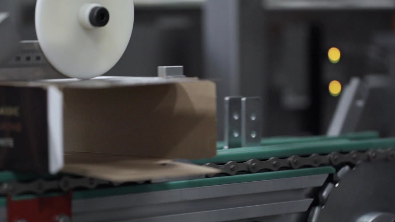 Láser CO2 Videojet 3330 operando en una línea de producción - YouTube