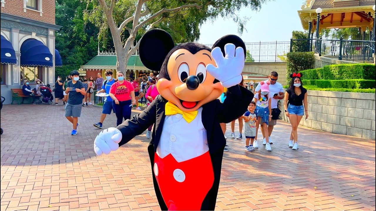 🔴 LIVE Amazing Wednesday At Disneyland Resort! Rides, Crowds, Park ...