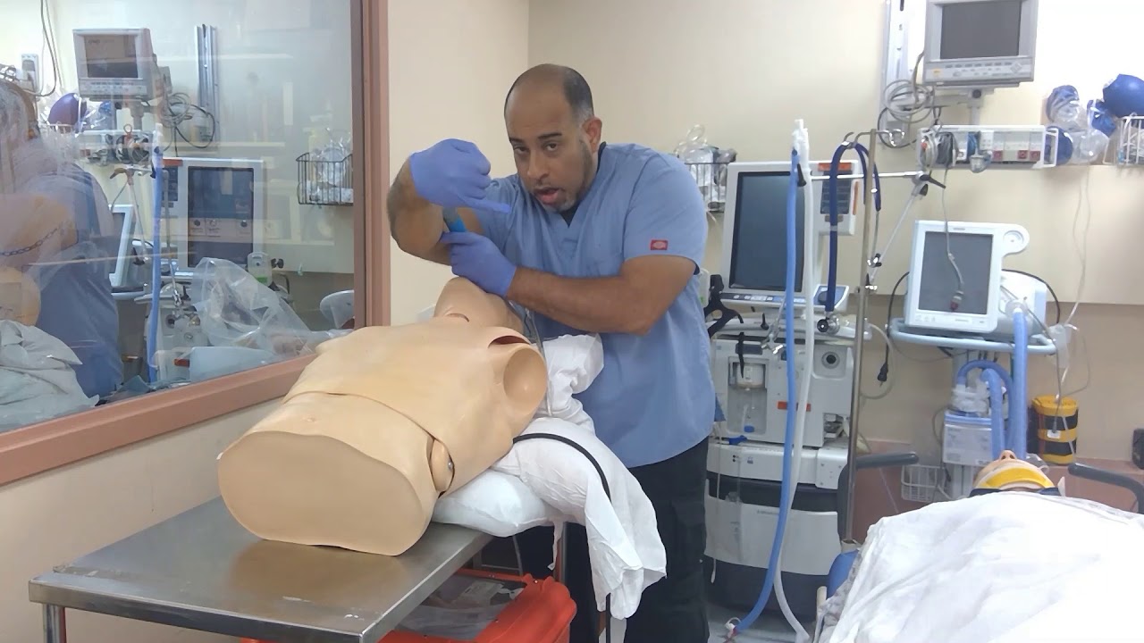 No Gang Signs for E.L.M. - YouTube