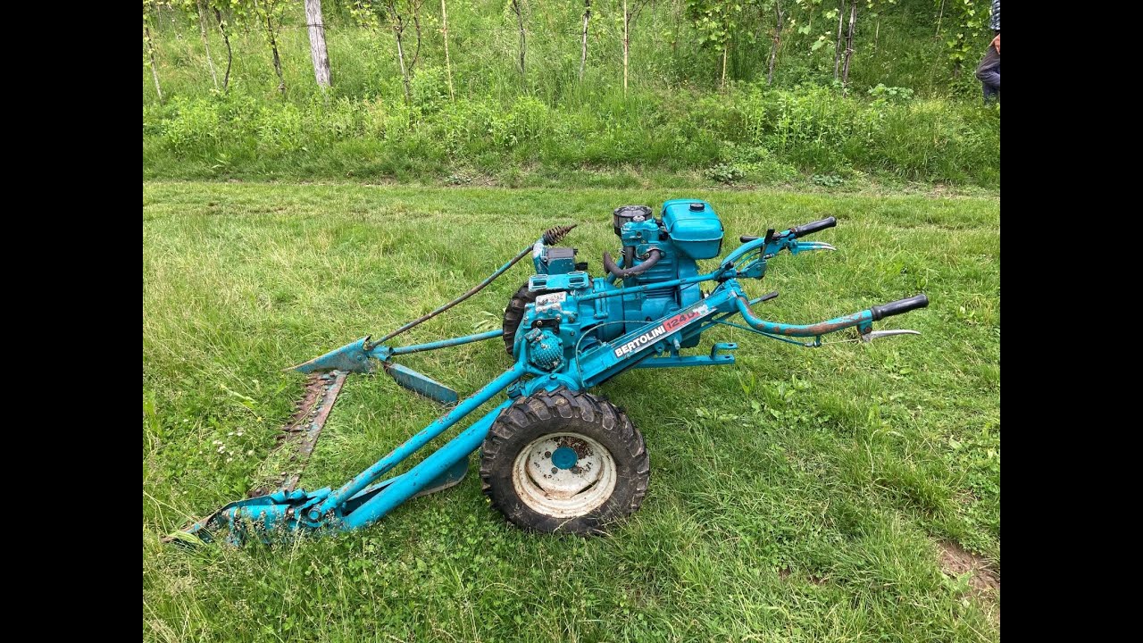 Falciatrice Bertolini 124 124D - YouTube