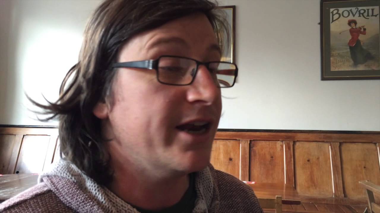 Gareth Potter a Llwyd Owen - YouTube