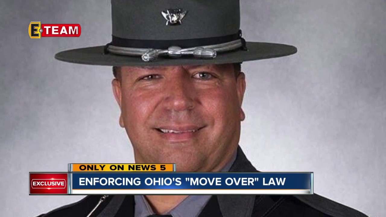 Enforcing Ohio's "move over" law - YouTube
