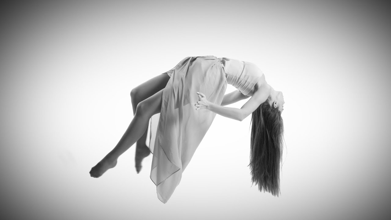 MAKE PERSON LEVITATE IN AFTER EFFECTS. How to make it? - YouTube