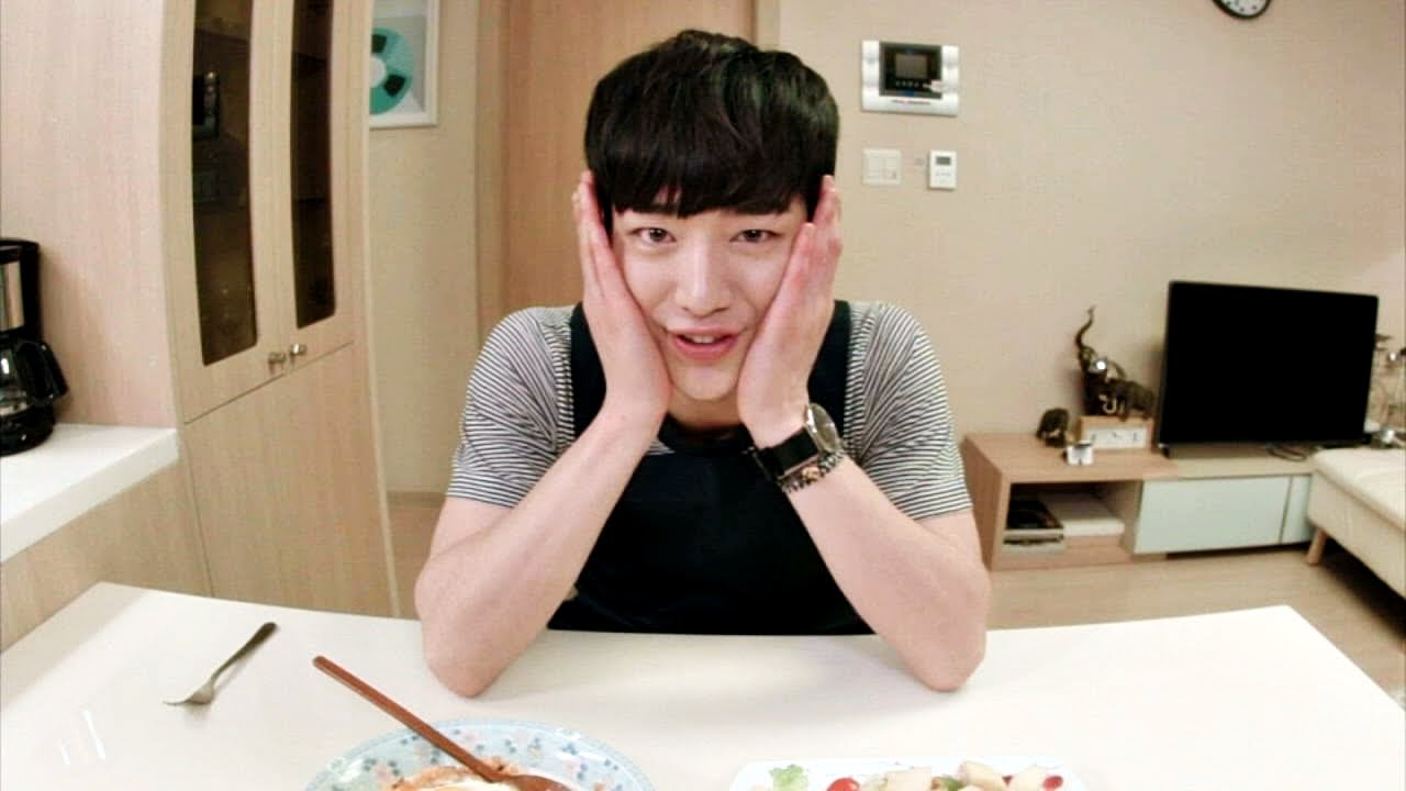 서강준(Seo Gang jun), 누구를 위해 요리한 건 누나가 처음♡ (ver.2) - YouTube