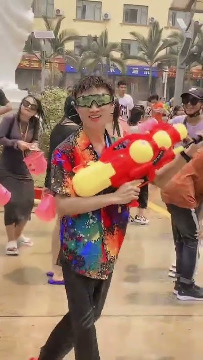 တာဝန္မသိရင္ မသိတဲ့ လမ္းဘဲ မွတ္ထား အလွည့္ျကရင္ မန ြဲေျကး အရေးတော်ပုံမုခ