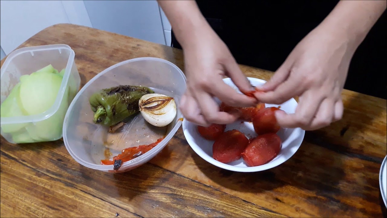 GUISQUILES (Chayotes) RELLENOS, acompañados con SALSA ROJA (Rico, Fácil ...