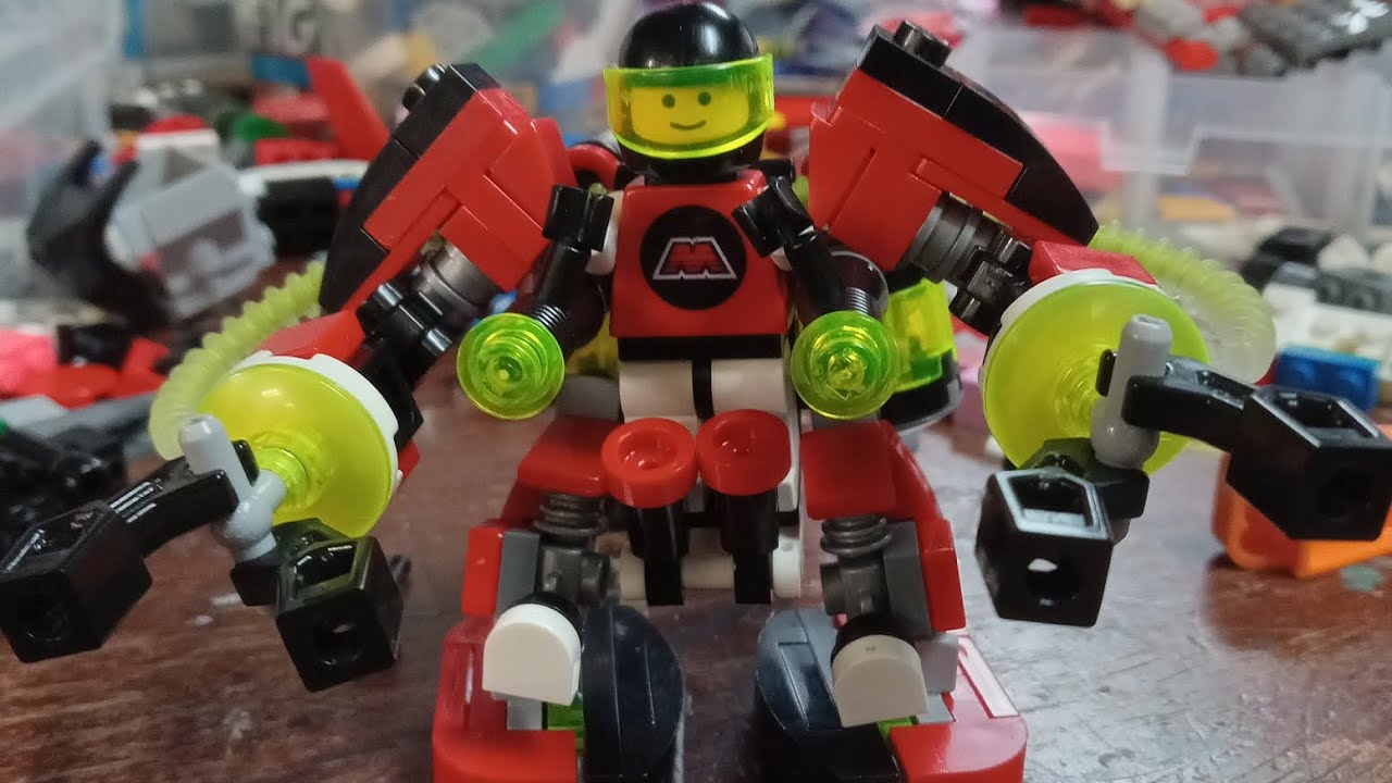 Custom M Tron Mech Suit MOC (Showcase + tutorial) - YouTube