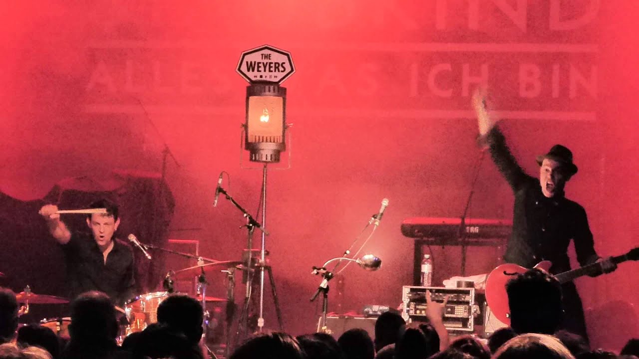 The Weyers - Time waits (live 2015) - YouTube