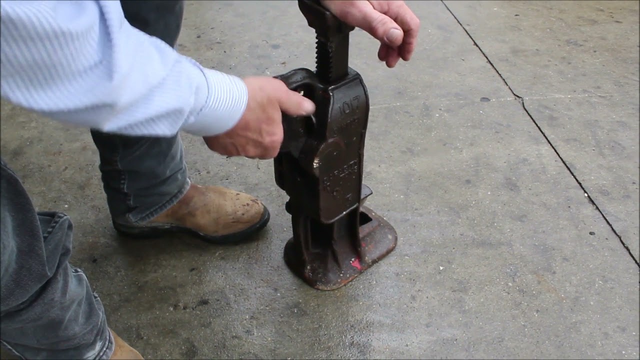 SIMPLEX 1017 RAILROAD JACK For Sale - YouTube