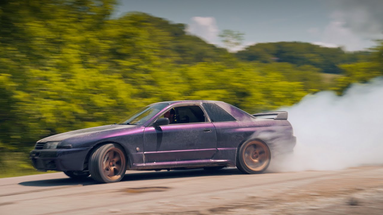 WhistlinDiesel RIPS on a R32 GTR for 10 min [4K] - YouTube