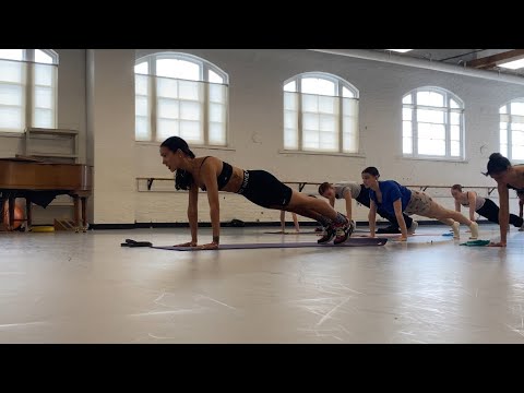 40 min intense theraband resistance workout 🔥 BALLETMET Summer ...