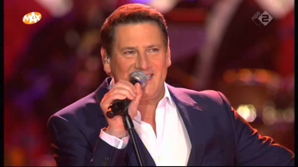 Tony Hadley @ Max Proms 2015 'That's life' - YouTube