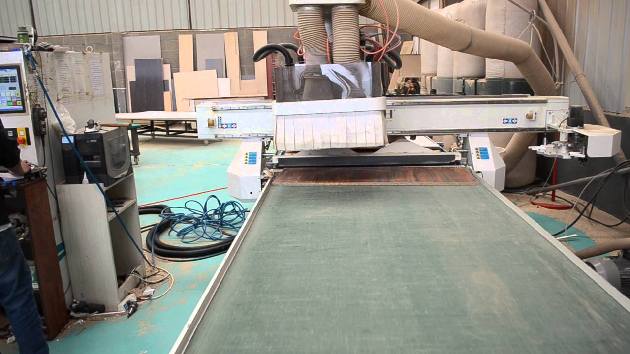 Panel Furniture production atc cnc router machine row Drilling and ...