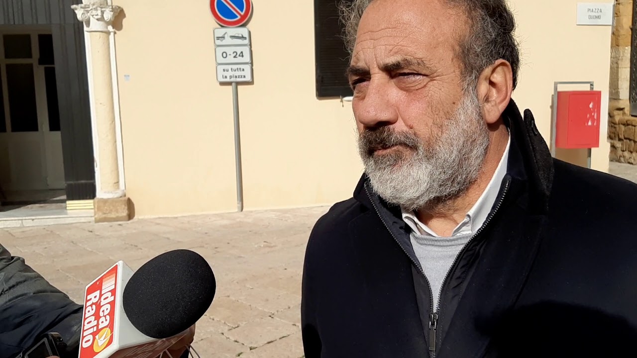 Linea Verde conduttore - YouTube