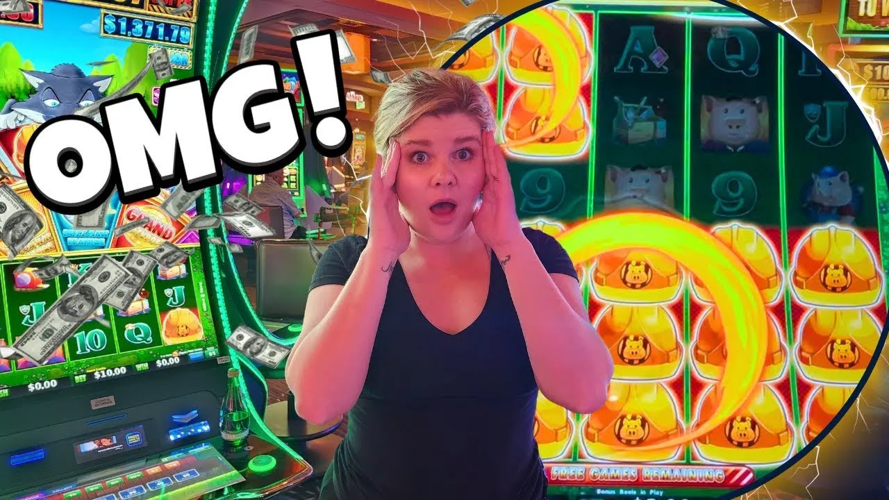 Ruby Slots Lands the Golden Buzzsaw and BOOM! - YouTube