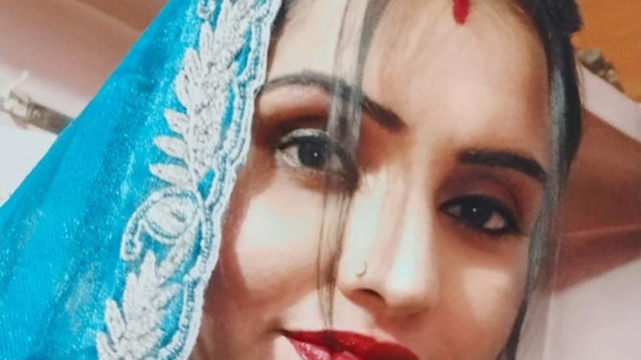 Reena Thakur vlogs is live! - YouTube