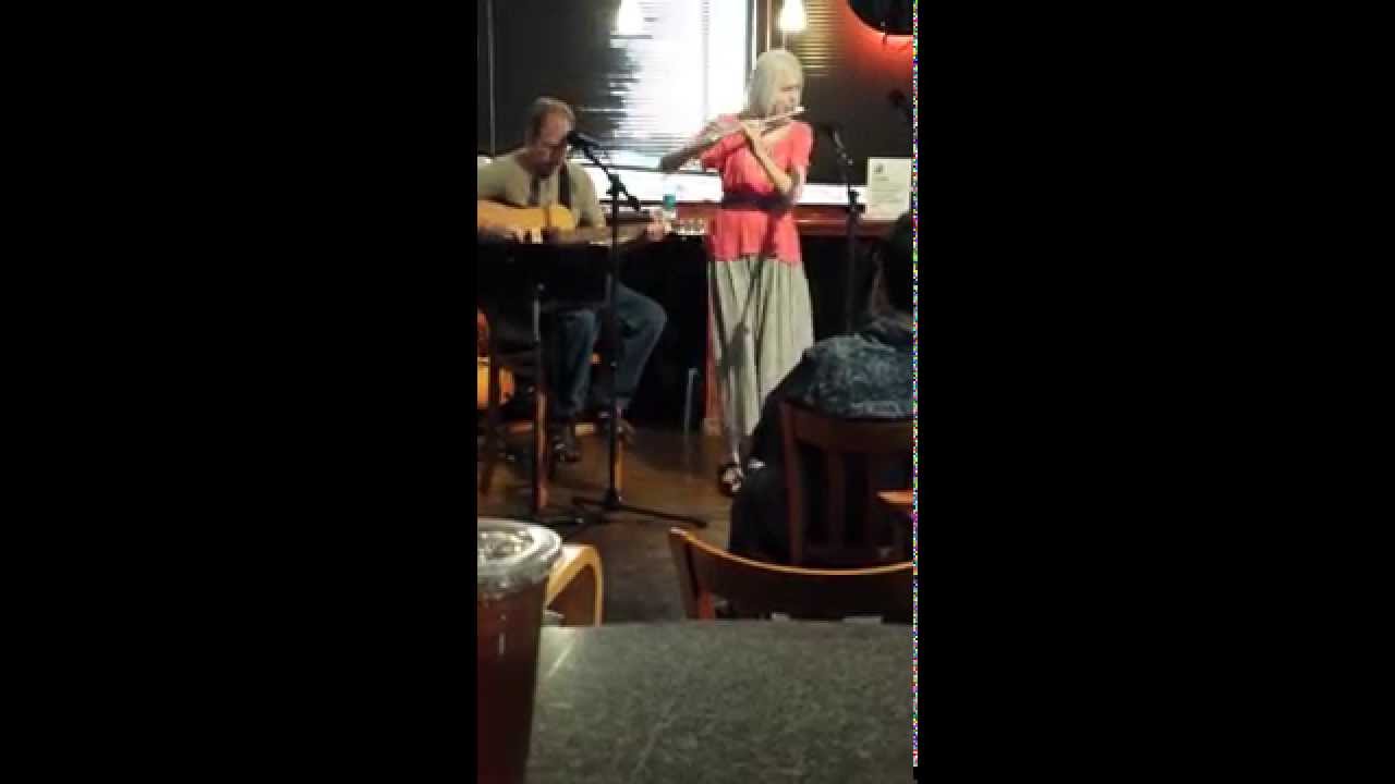 Bo Ongley and Georgia Conroy "Live Naturally" - YouTube