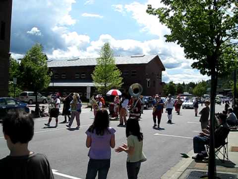 Sunfest Parade The Rube Band - YouTube